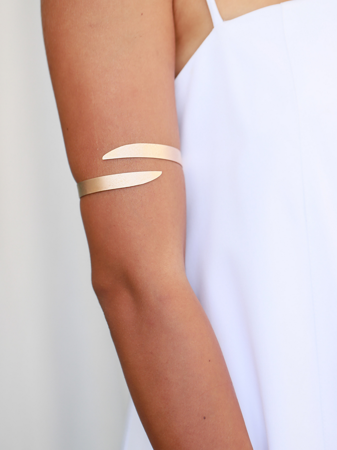 GREEK GODDESS Upper Arm Bracelet – Zozi Jewelry